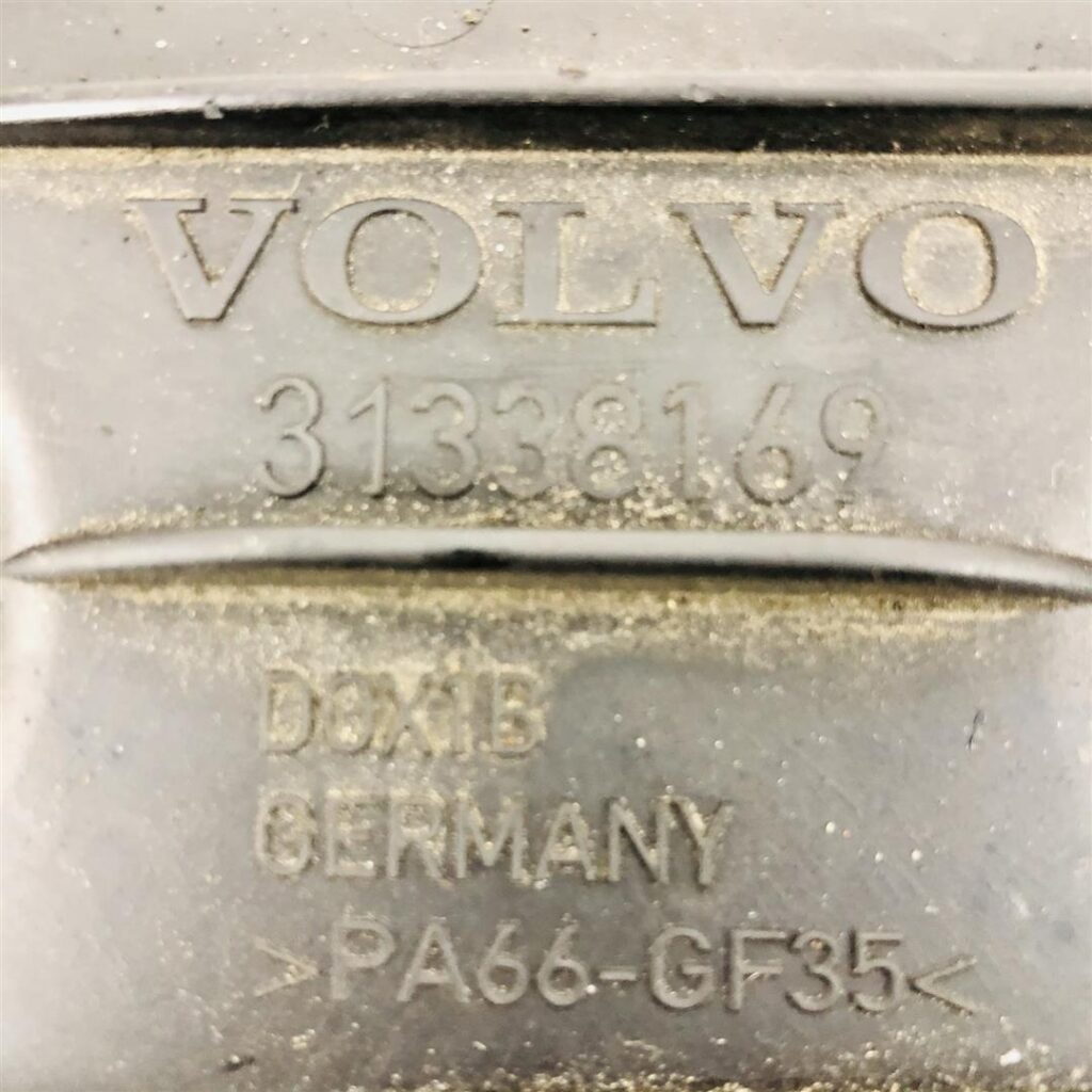 Volvo 2.5 D4 nr : 31338169 code : D5244T15 - Automotoren Revisie - Postma